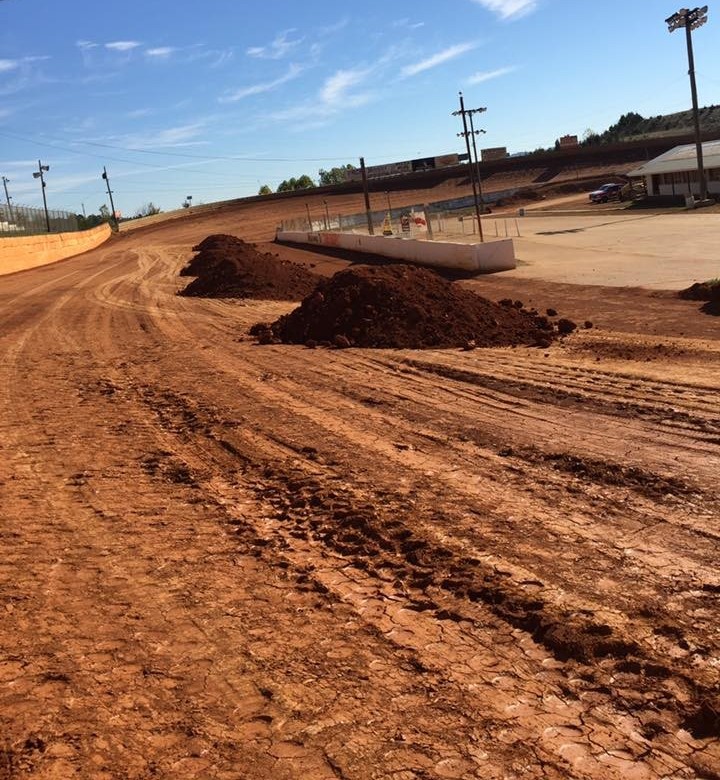 New clay for Volunteer Speedway « Volunteer Speedway